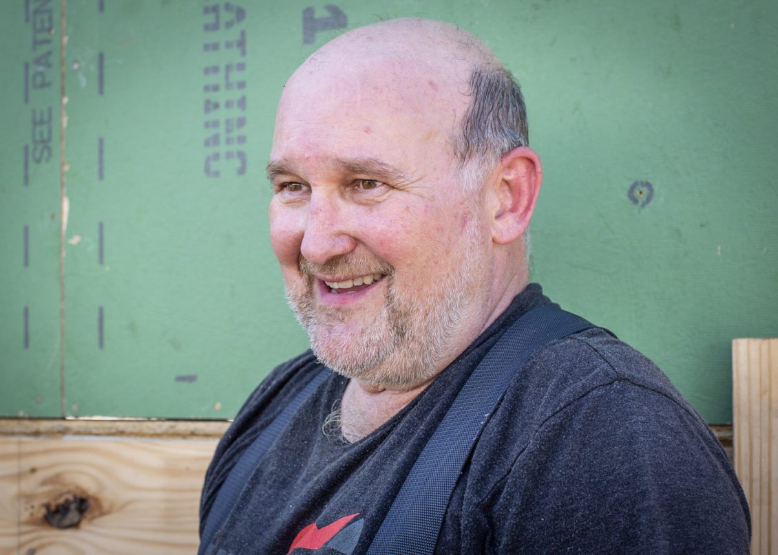 ‘Pastor Chris’ hangs up his hammer after 25 years of Homecoming Habitat ...