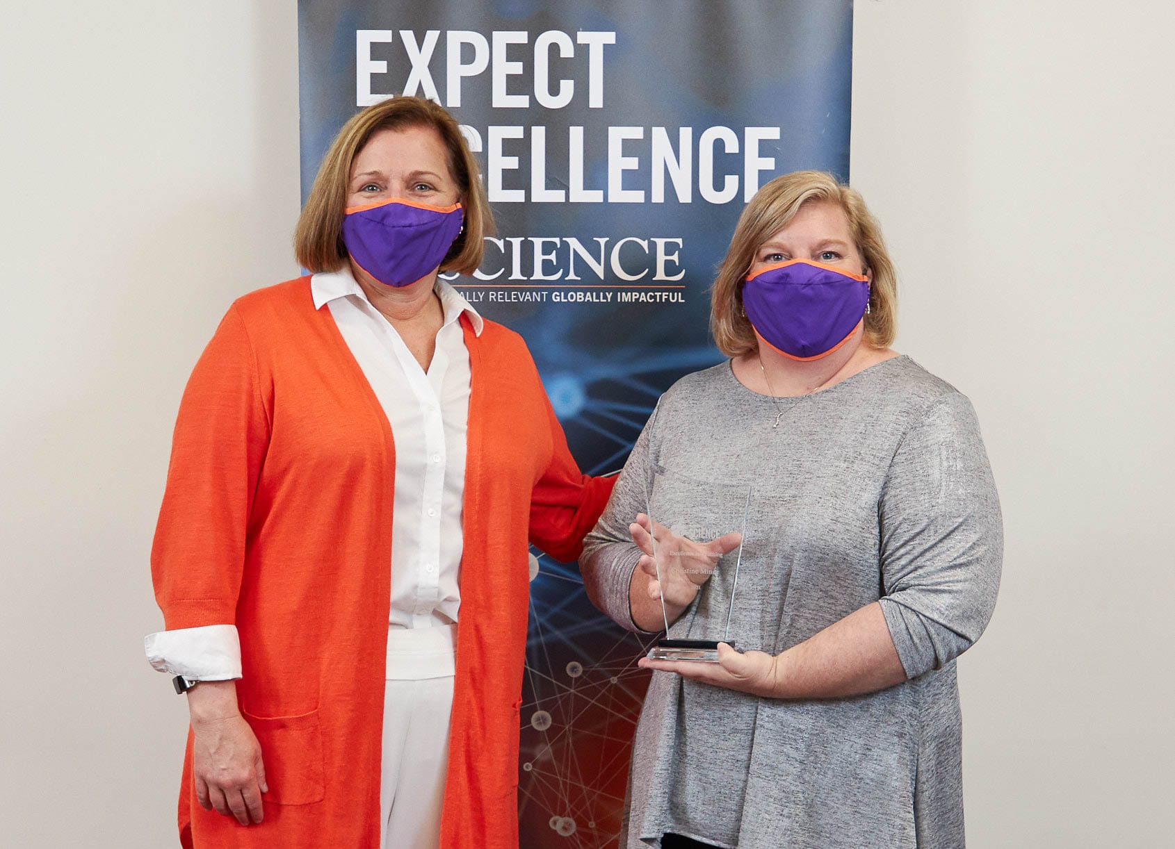 College of Science faculty and staff recognized for excellence ...