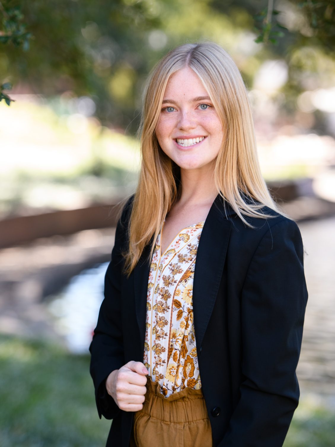 Spring 2022 awards ceremony: Nine students, undergraduate and graduate ...