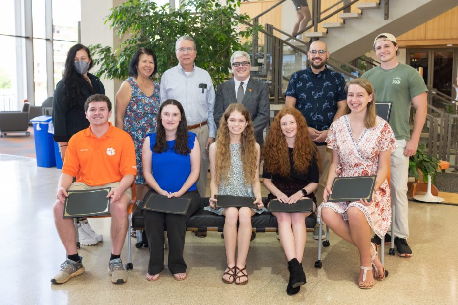 Clemson Libraries recognizes undergraduate research with new award ...
