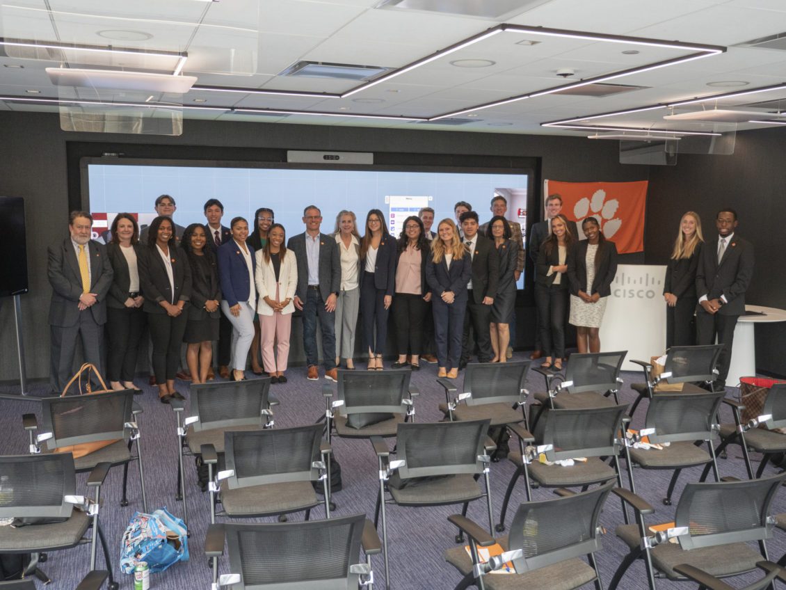 Underrepresented students find sense of community as CONNECTIONS ...