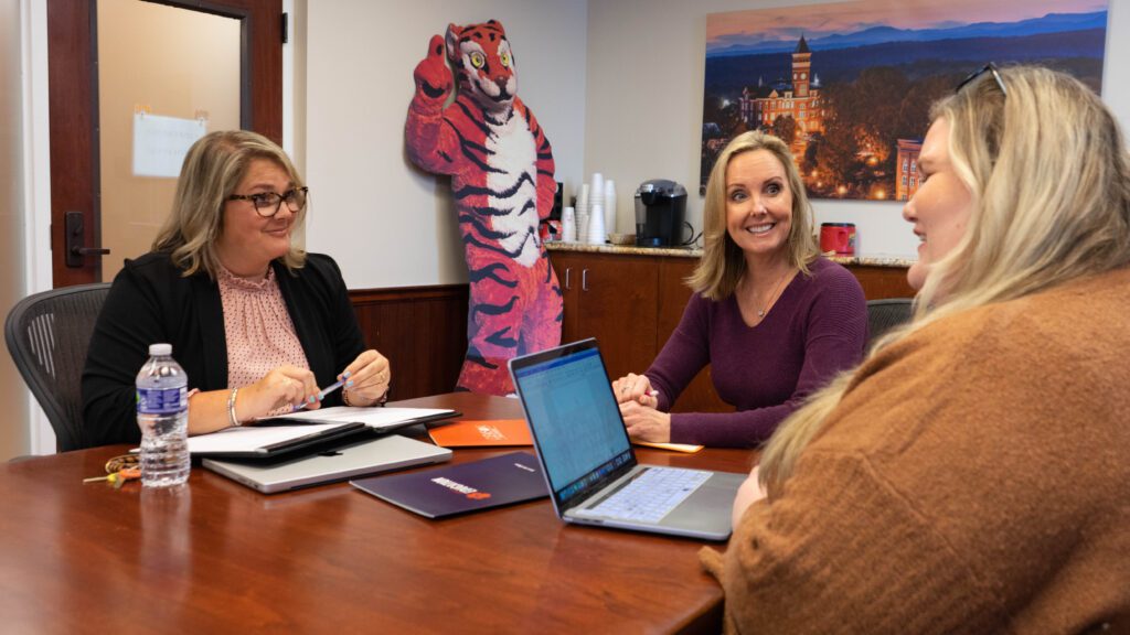 College of Education students benefit from faculty collaboration ...
