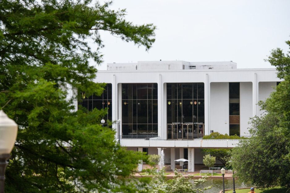 2025 Holiday Schedule finalized | Clemson News