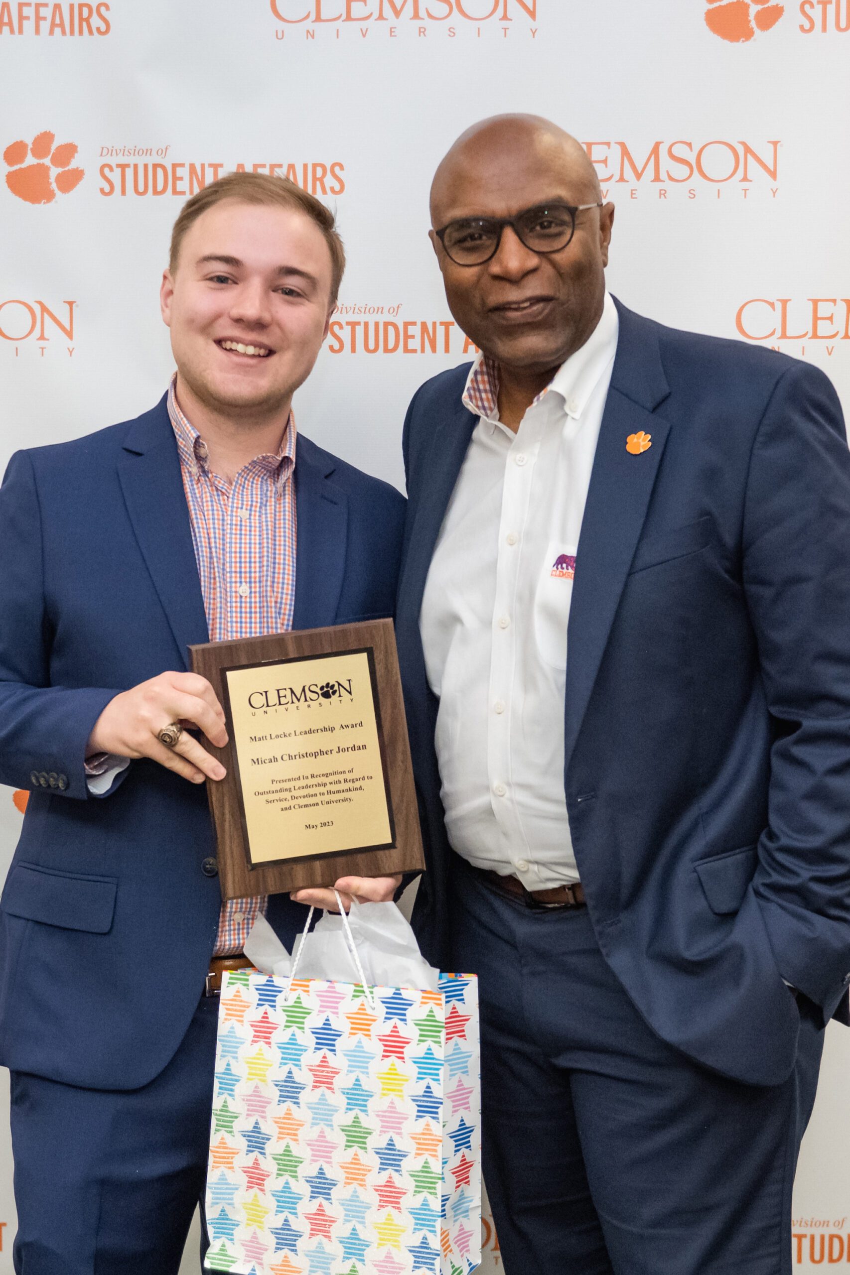 Student Affairs honors several outstanding students at spring awards ...