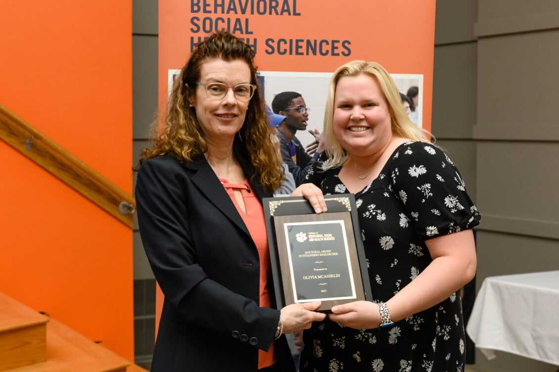 Eight outstanding students to be honored at the 2023 University spring ...