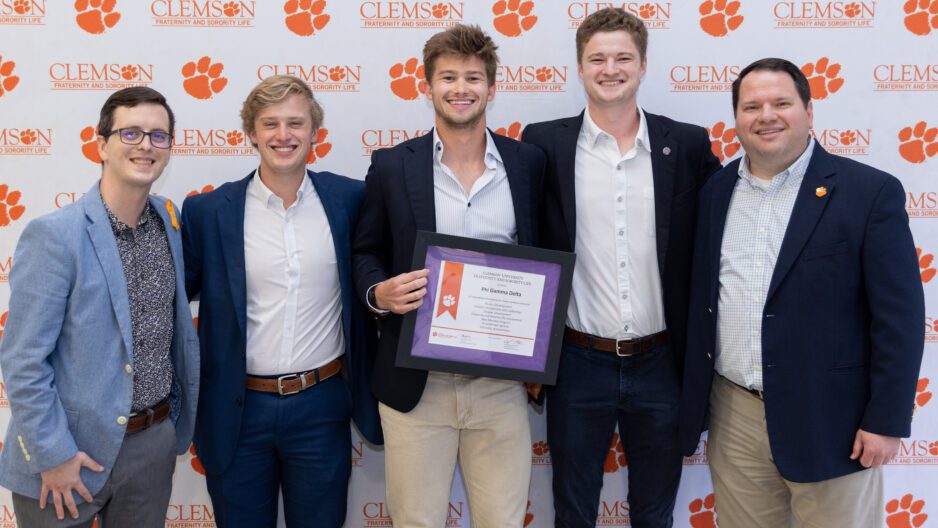 IFC President John Shoemaker receives Undergraduate Award of ...