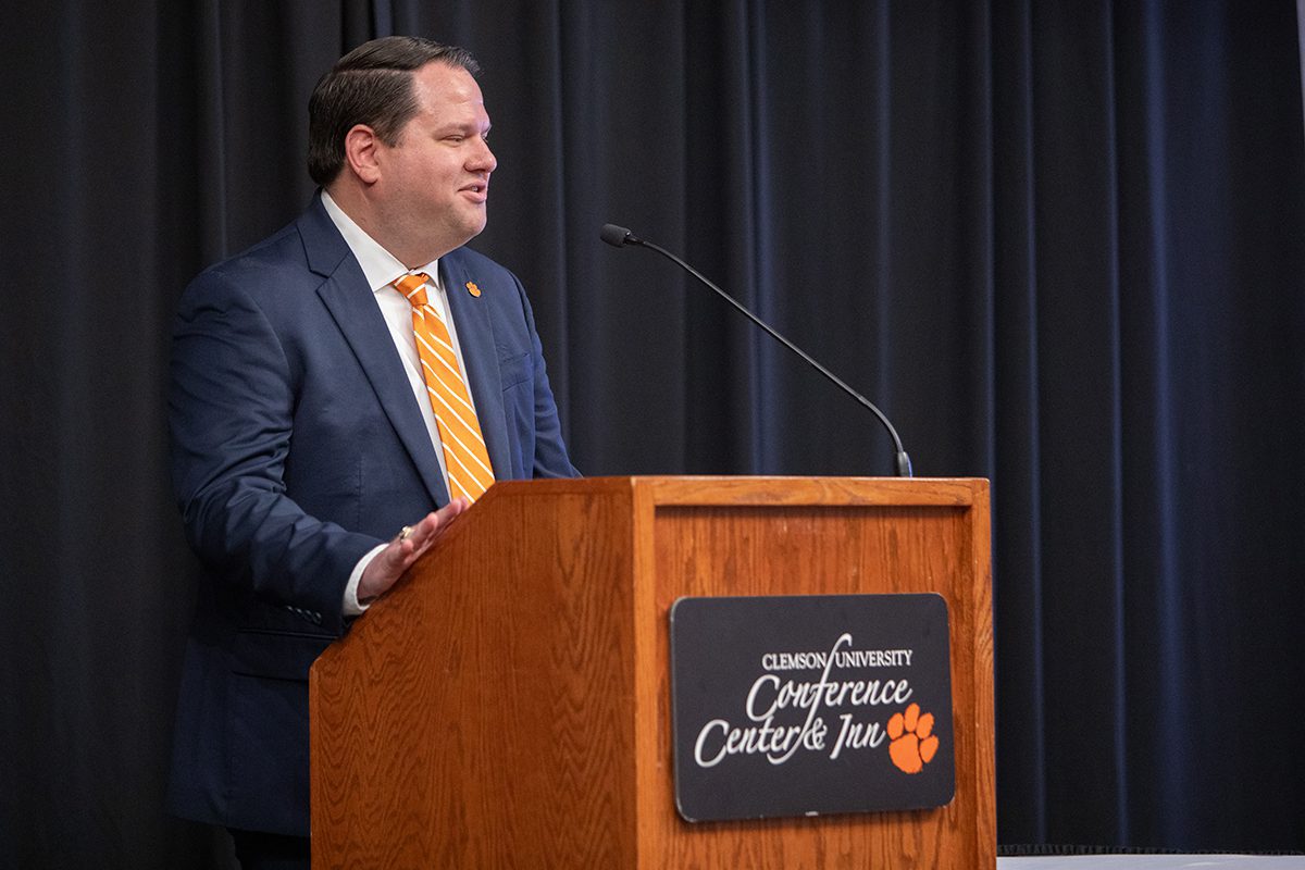 Fraternity and Sorority Life honors 2024 class of community pillars ...