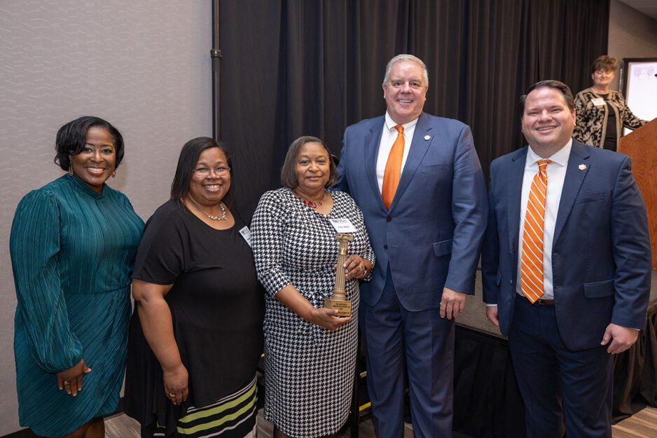 Fraternity and Sorority Life honors 2024 class of community pillars ...