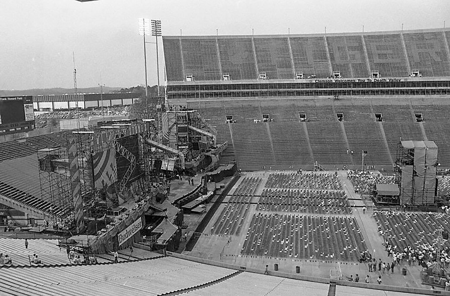 Memorial Stadium to make grand return as concert venue in 2026 ...